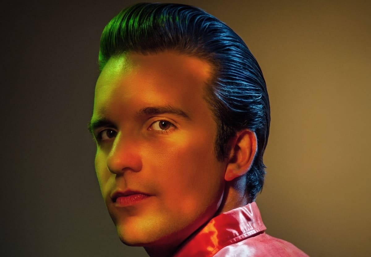 THEO LAWRENCE & THE POSSUMS - Hey Tonight